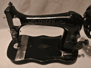 Singer Sewing Machine Models by Year from 1800- Nana Sews