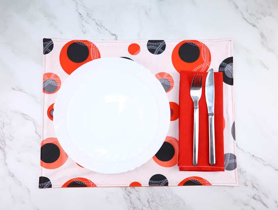 15 Easy Free Placemat Patterns For Your Dining Table - Nana Sews