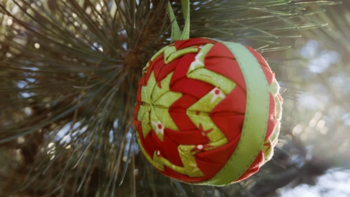 9 Easy Christmas Ornaments To Sew: Easy To Make - Nana Sews