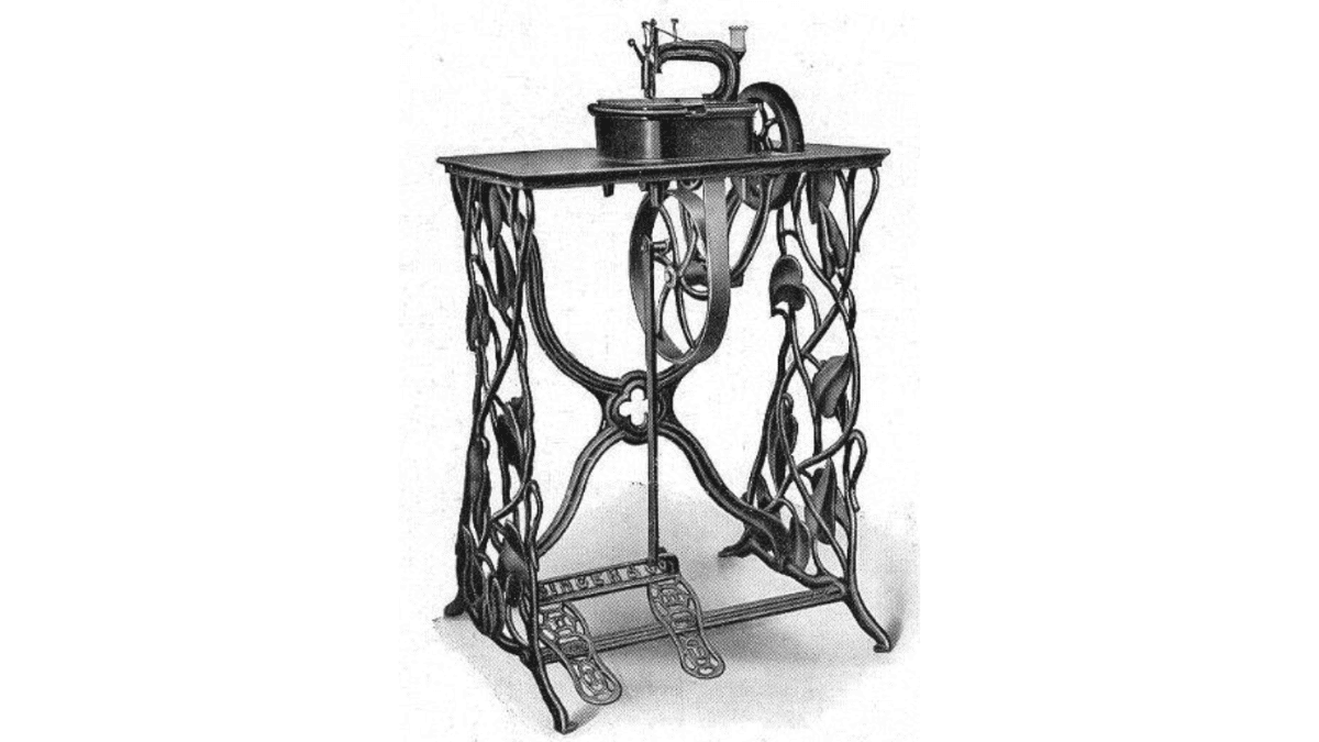 Best Singer Sewing Machine Models: From 1800 to Now - Nana Sews