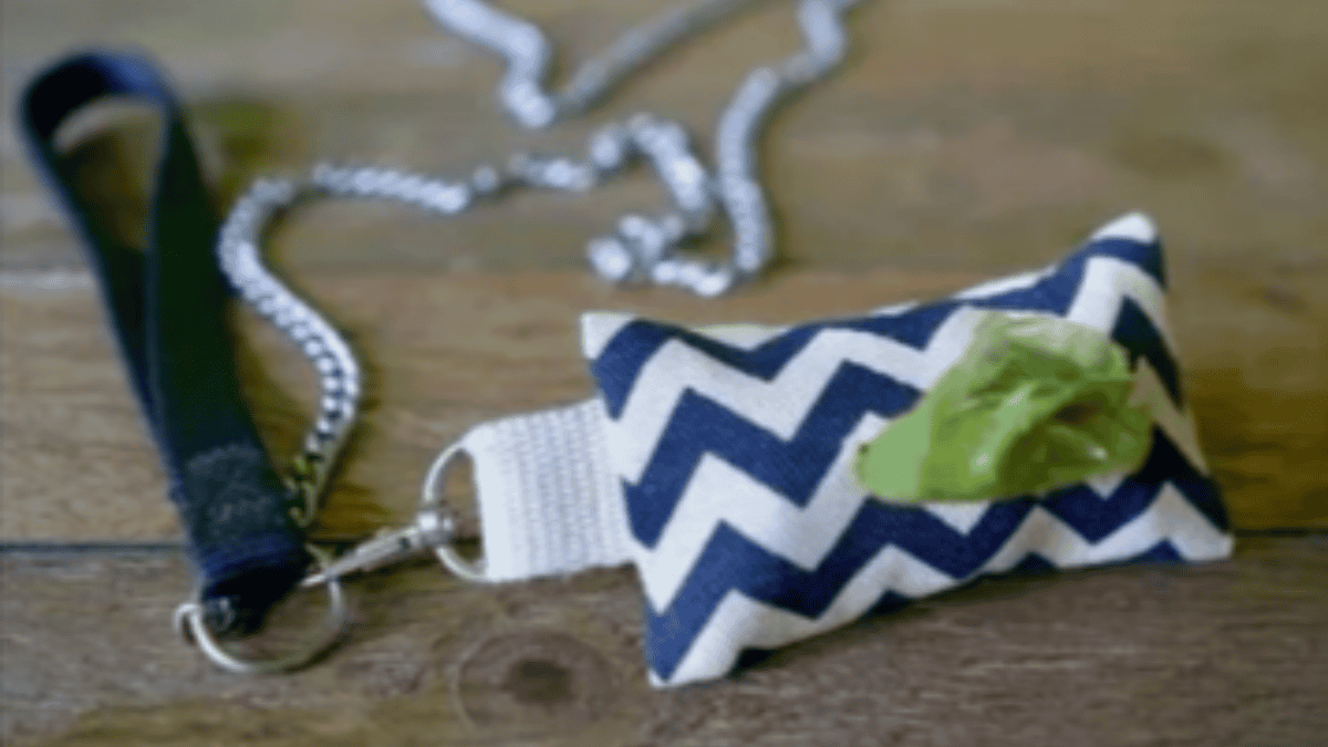 10 Easy Beginner Sewing Patterns For Dogs - Nana Sews