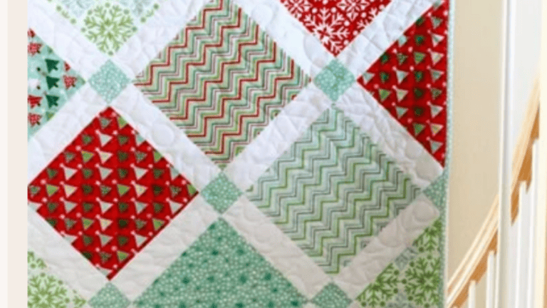 10 Easy Christmas Quilt Patterns - Nana Sews