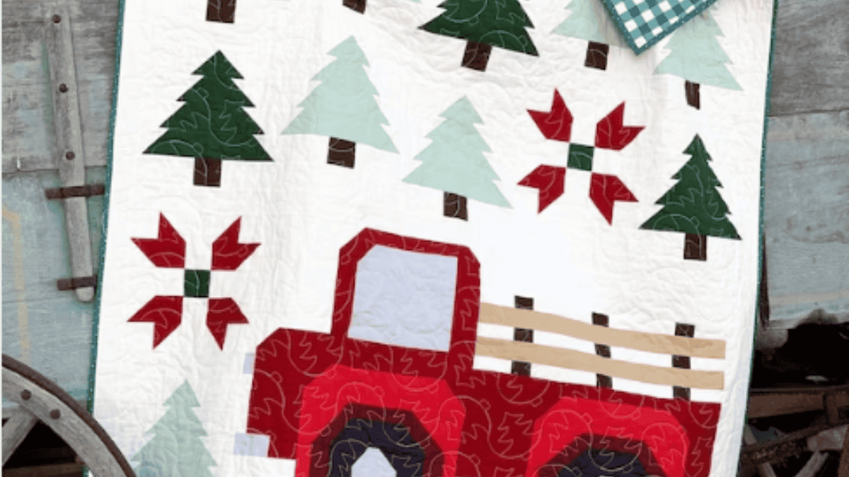 10 Easy Christmas Quilt Patterns - Nana Sews