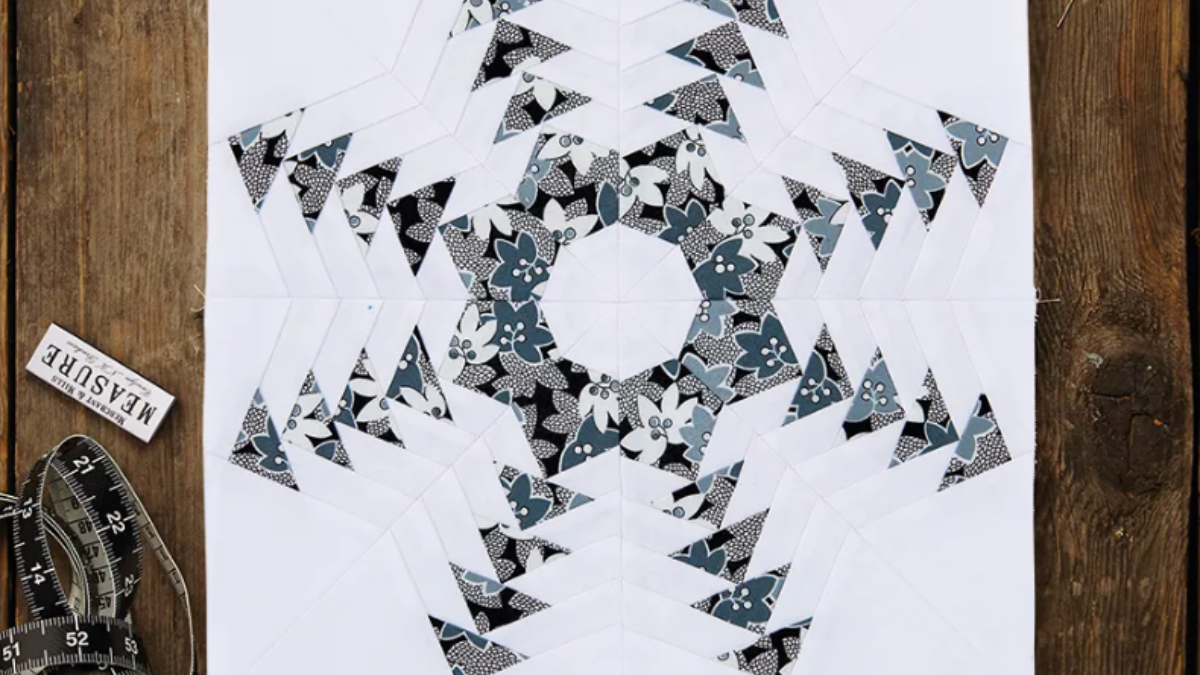 10 Easy Snowflake Quilt Patterns - Nana Sews