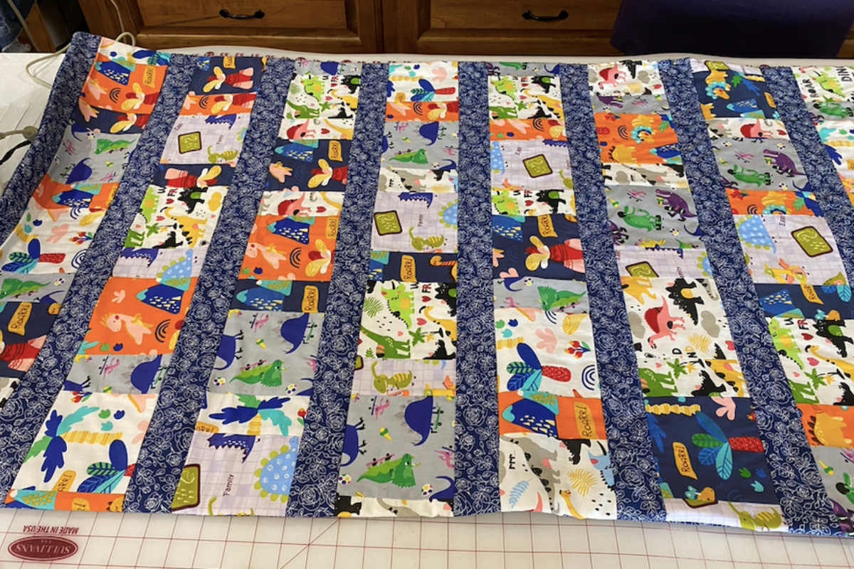 Baby Quilt Without Binding - Nana Sews