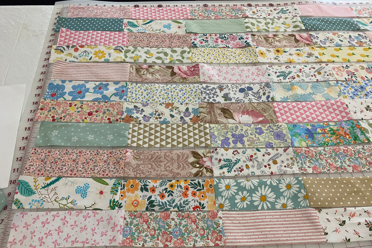 Easy Jelly Roll Quilt - Nana Sews